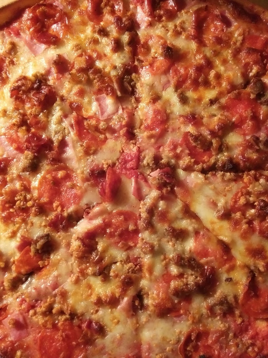 Robbins Pizza | Best Pepperoni & Garlic Wings in Niles, OH