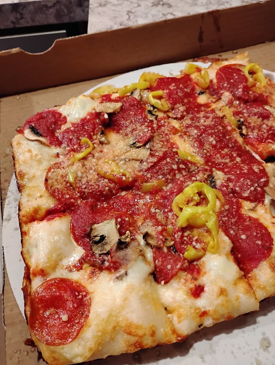 Patrick's On Girl Lake | Bar & Grill with Walleye & Crispy Fries in ...